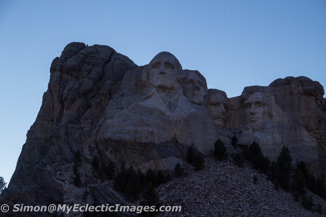 [Weekly WOW #061] Mount Rushmore National Memorial Park: – Six Legs ...